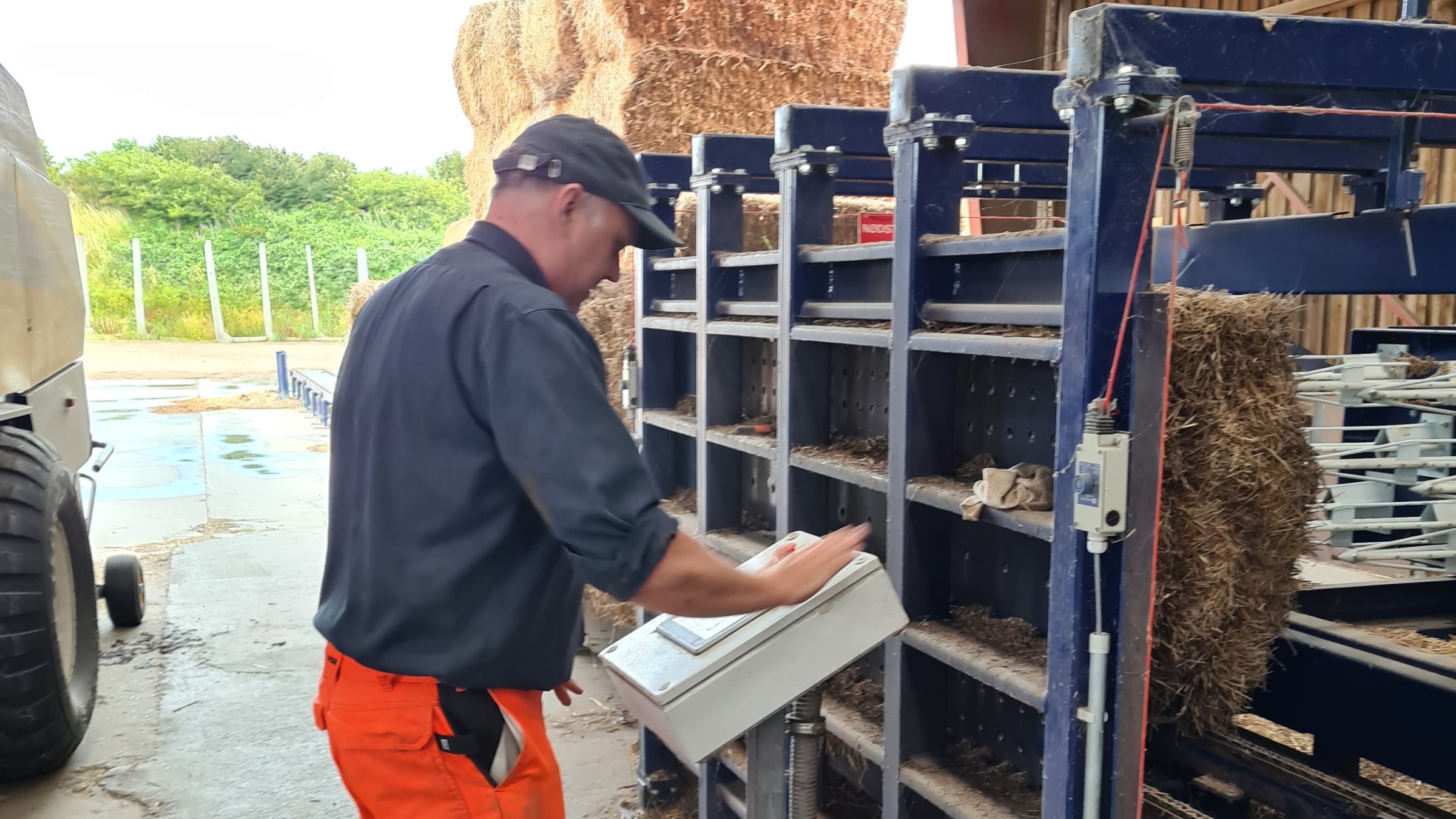 Halmen fra Ørnekildegaard giver varme