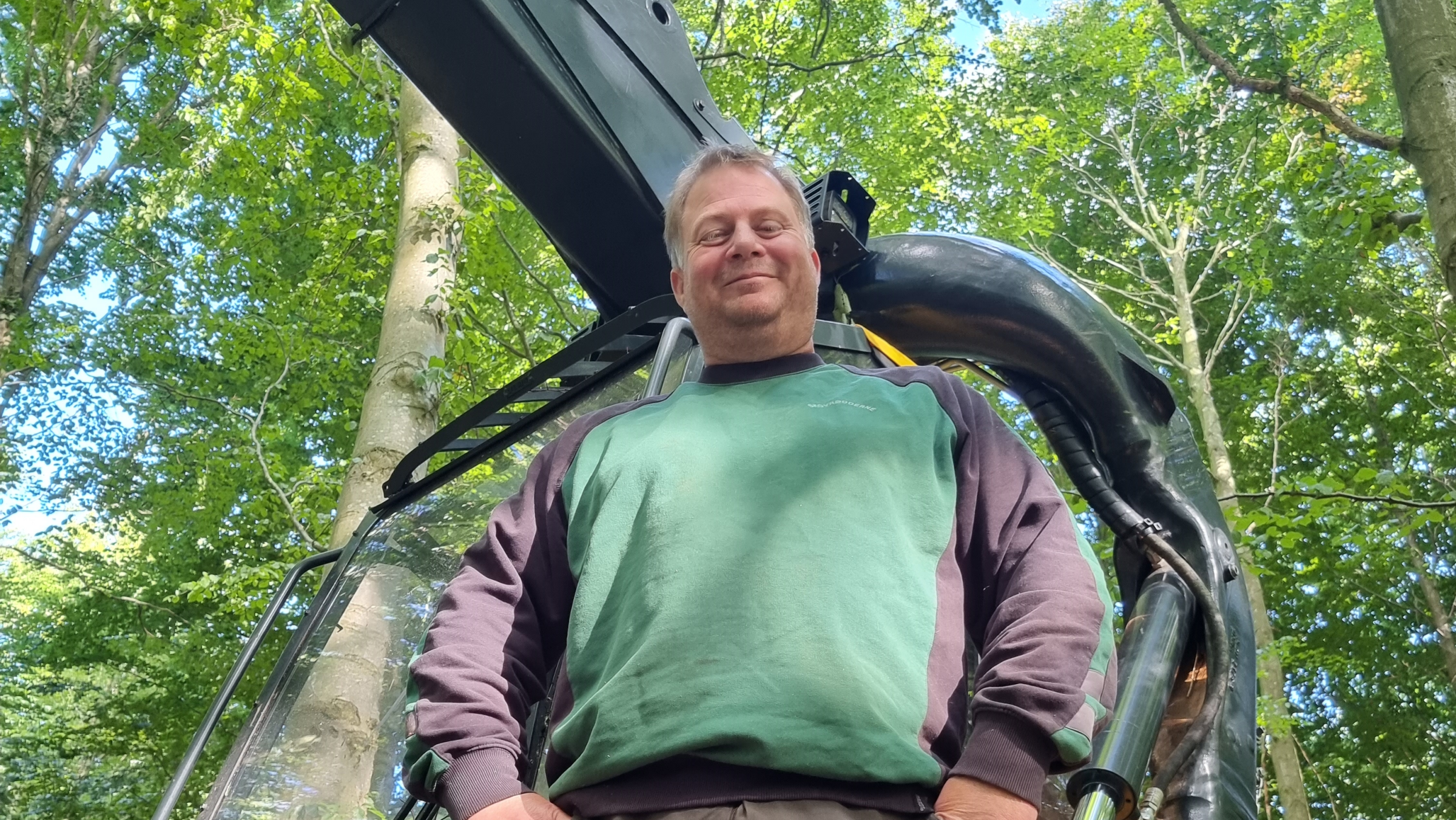 Store maskiner i skov og land
